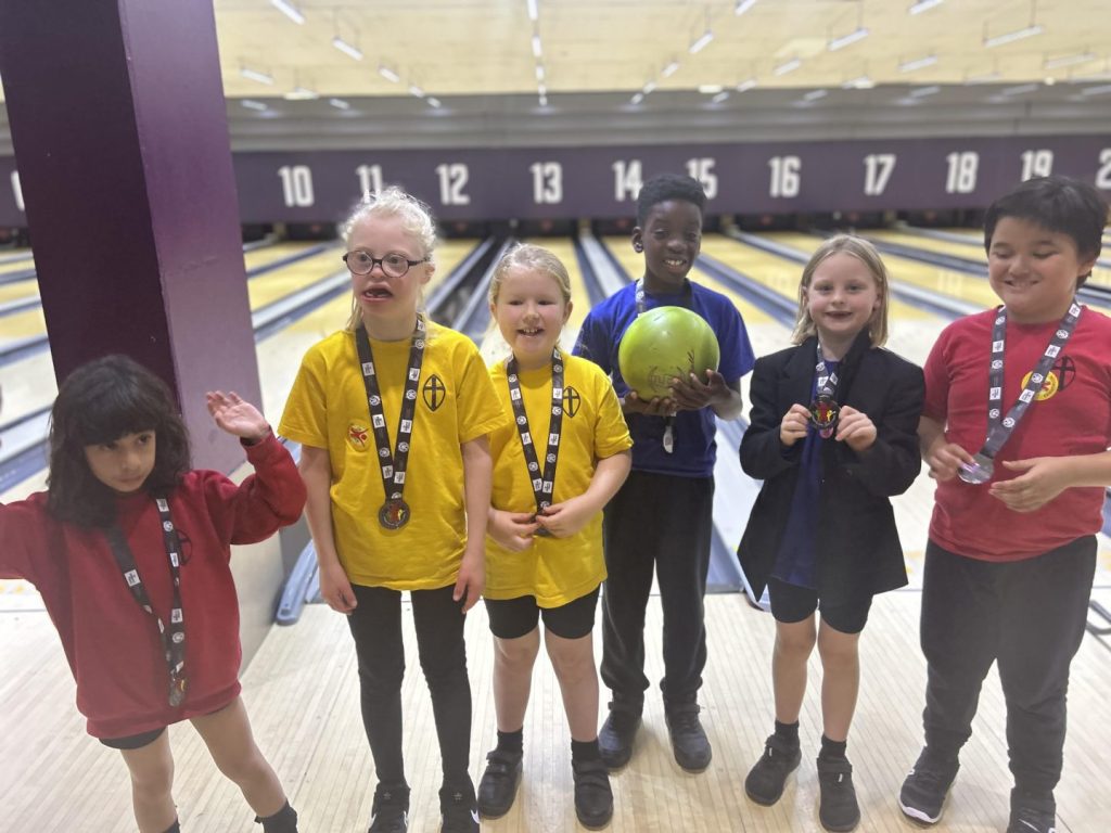 Christ The Saviour Church of England Primary School | Ten Pin Bowling Team